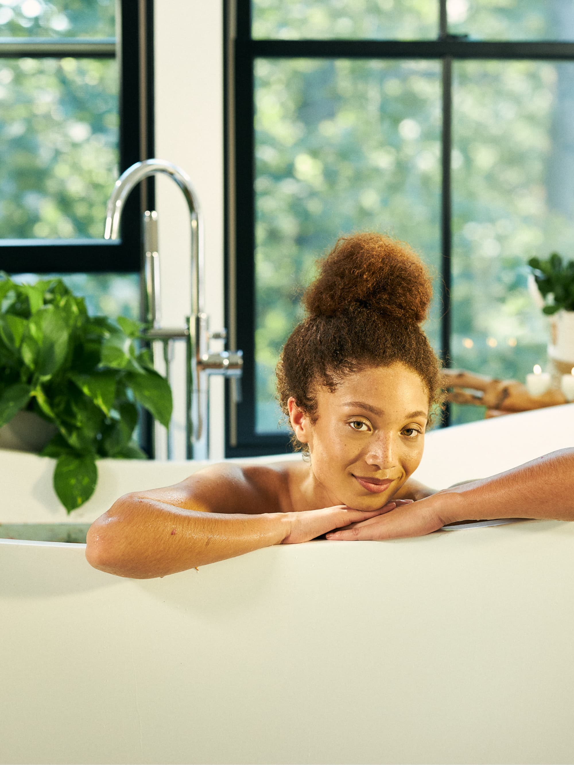 Snoozy Himalayan Sea Salt Bath Soak with Magnesium Flakes - Reed + Gwen ...